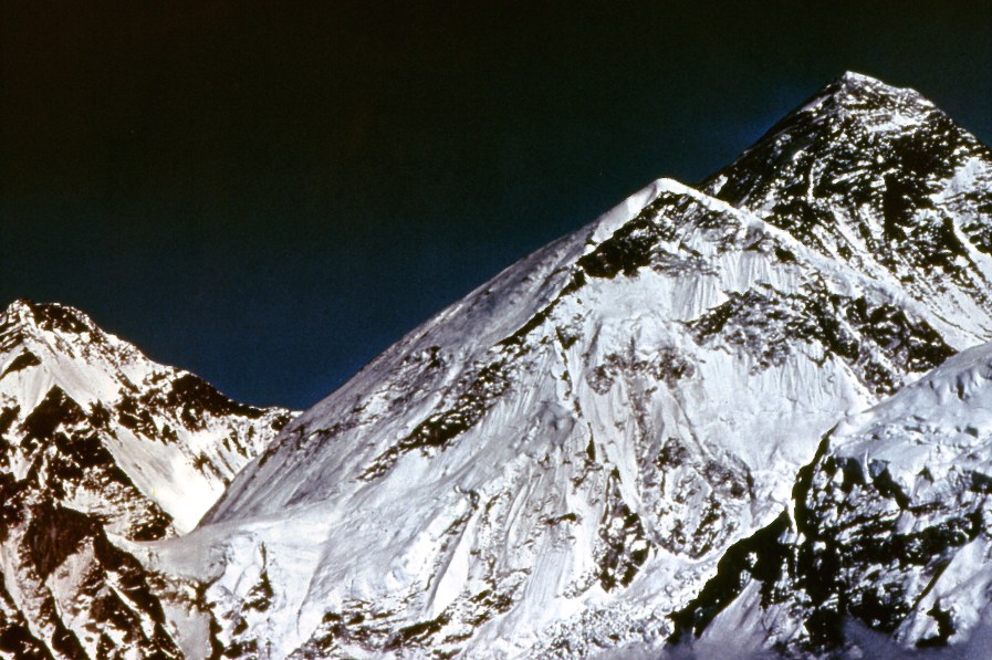 Doctor Helen | Byron Christopher